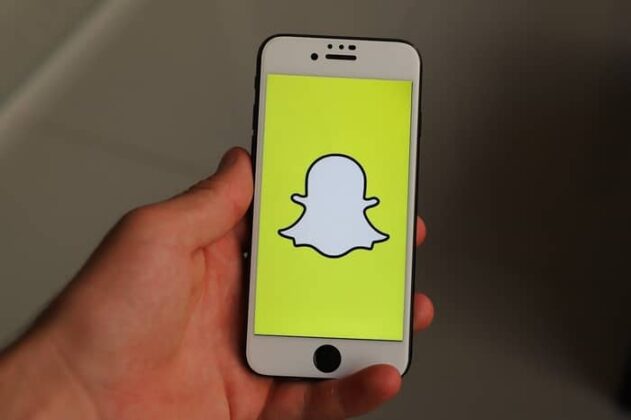 What Is the Meaning of "Pending" on Snapchat? (Fix Snapchat Pending)